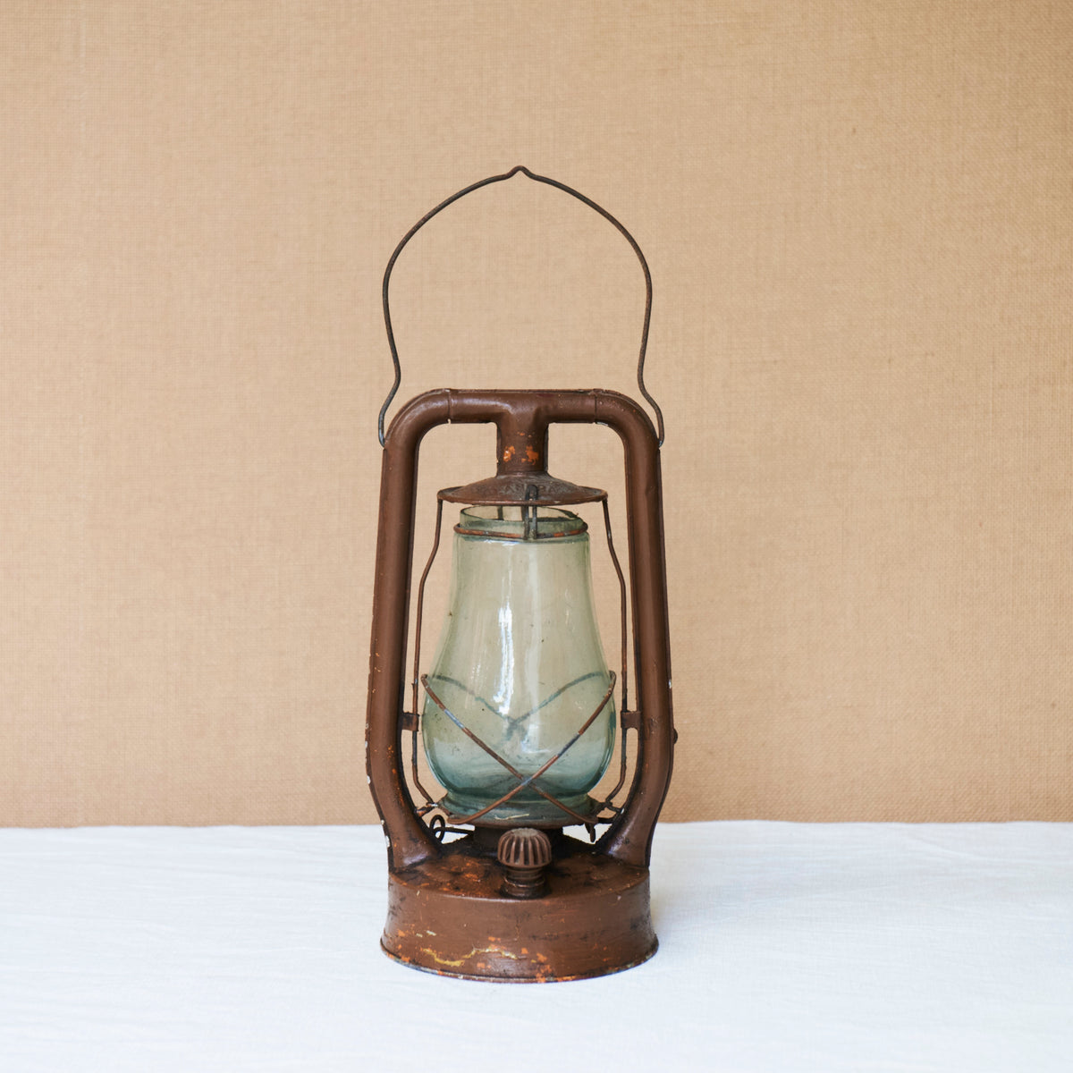 Vintage Dietz Monarch kerosene lamp – Queen B
