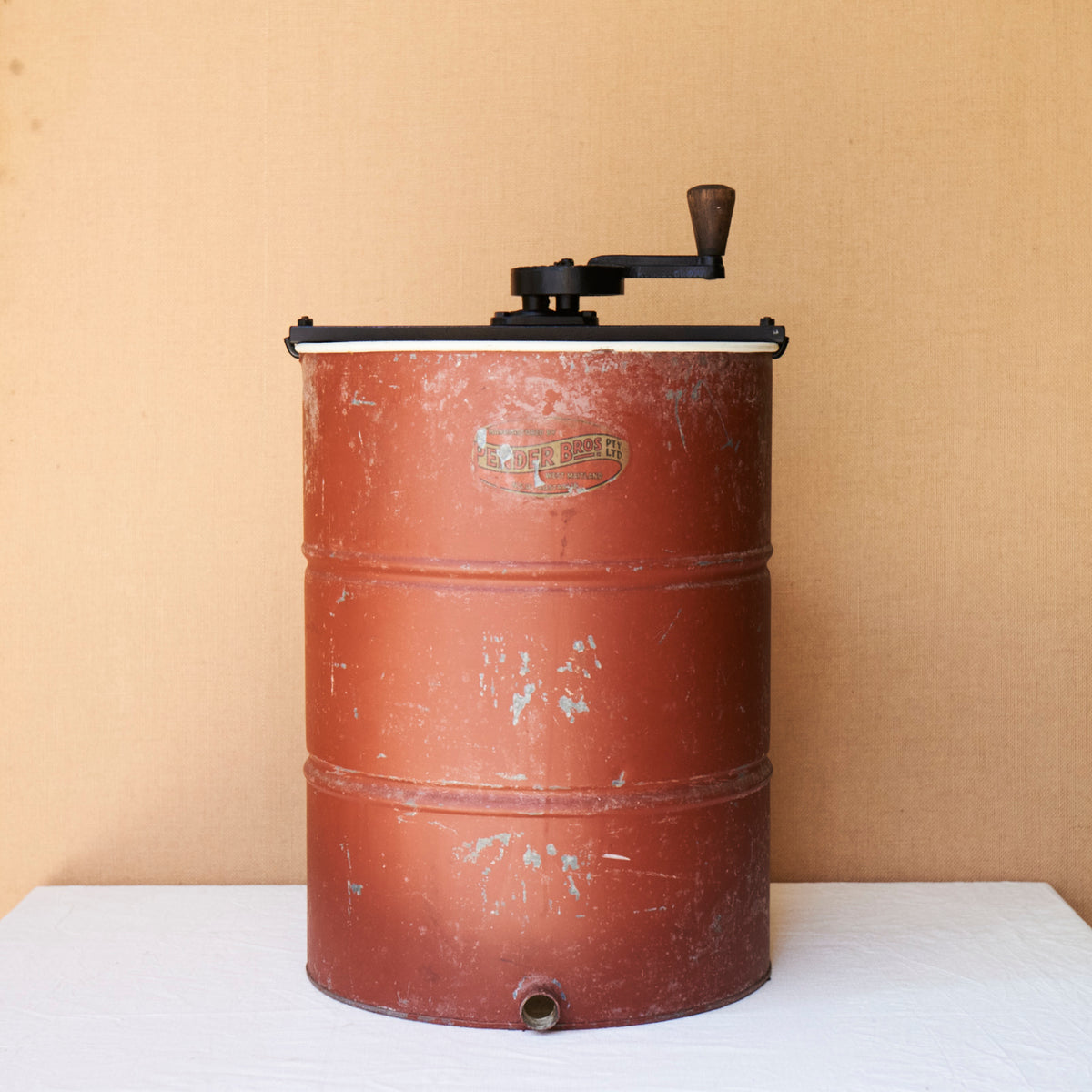 Vintage Re-enameled Pender Bros 2 Frame Honey Extractor – Queen B