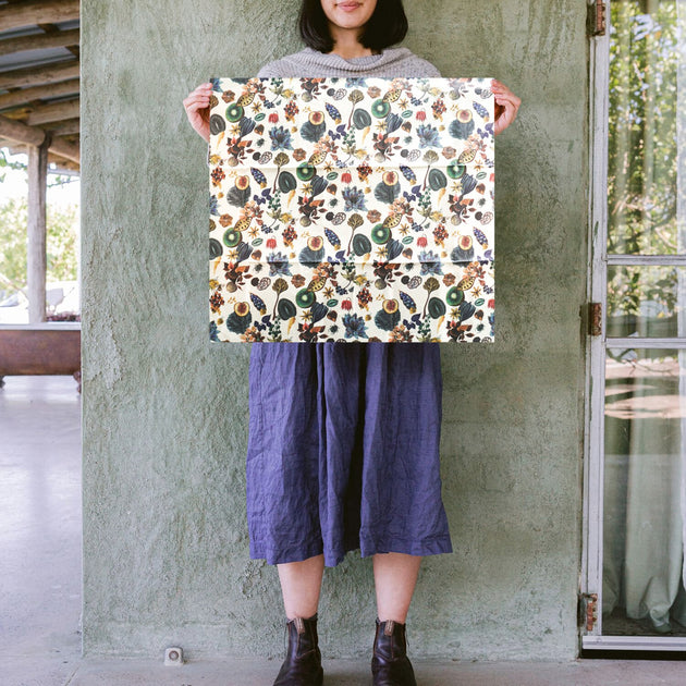 Mega Wraps – Queen B